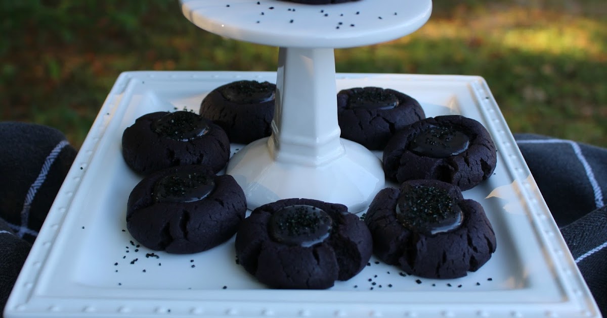 The Freshman Cook: Midnight Black Cookies