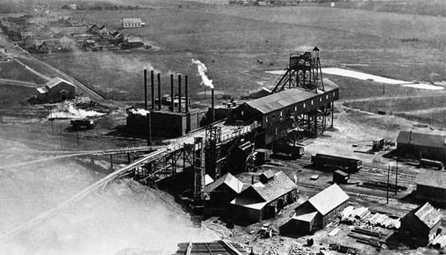 The Digital Research Library of Illinois History Journal™ : The ...