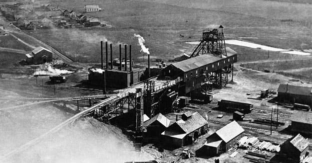 The Digital Research Library of Illinois History Journal™ : The ...