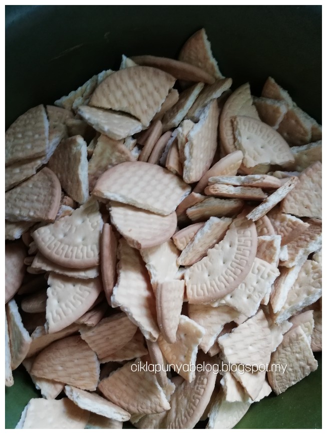 Biskut batik tanpa telur dan butter yang senang gila nak buat dan sedap ...