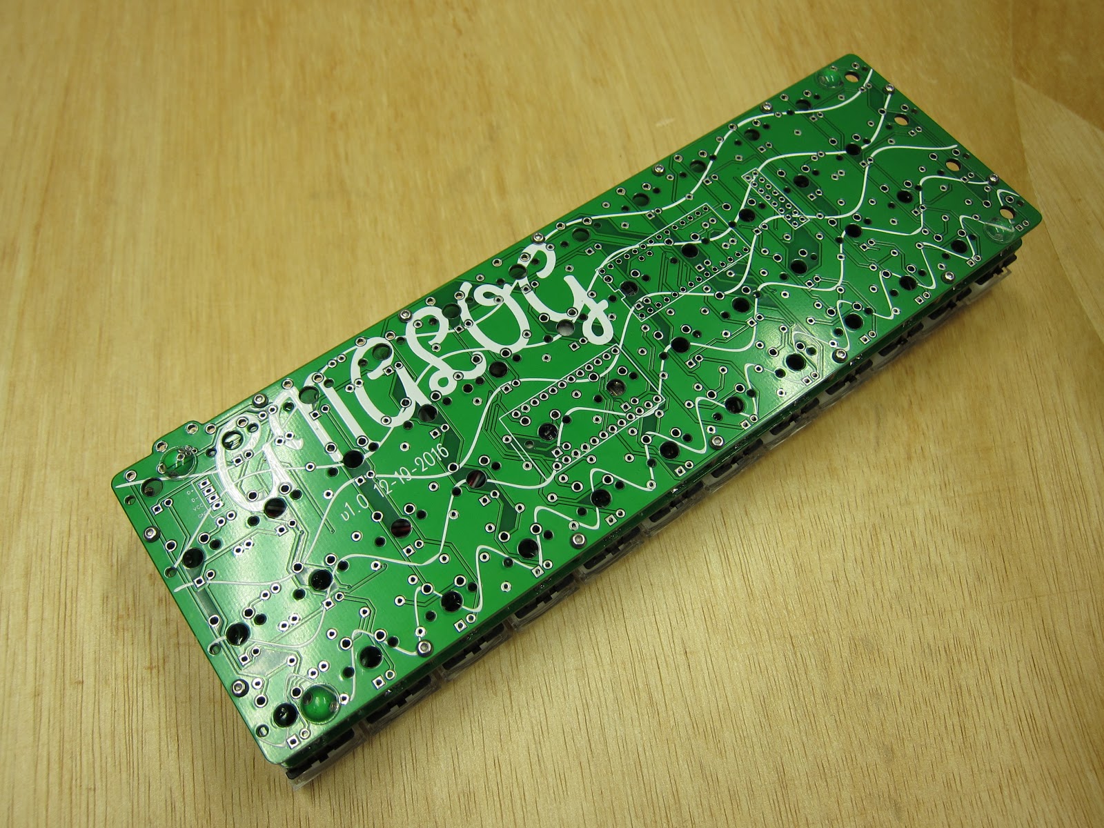 40% Keyboards: Analog matrix keyboard