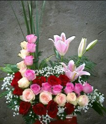 tokobungakarangan: Dasar-Dasar Bagian Bunga dan Buket Bunga