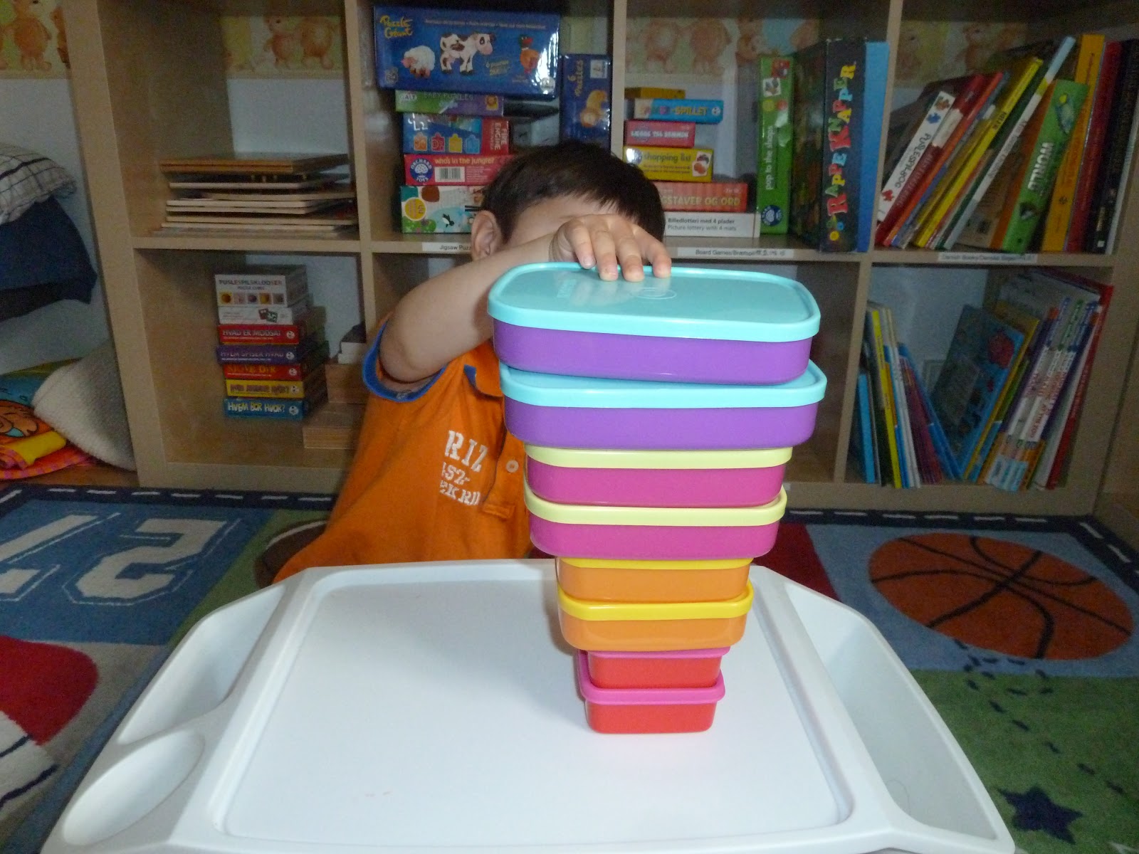 Family FECS: Montessori Activity: Opening & Closing Containers with Lids