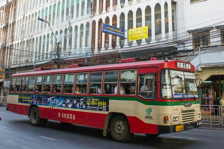 How to get around on Bangkok's buses.