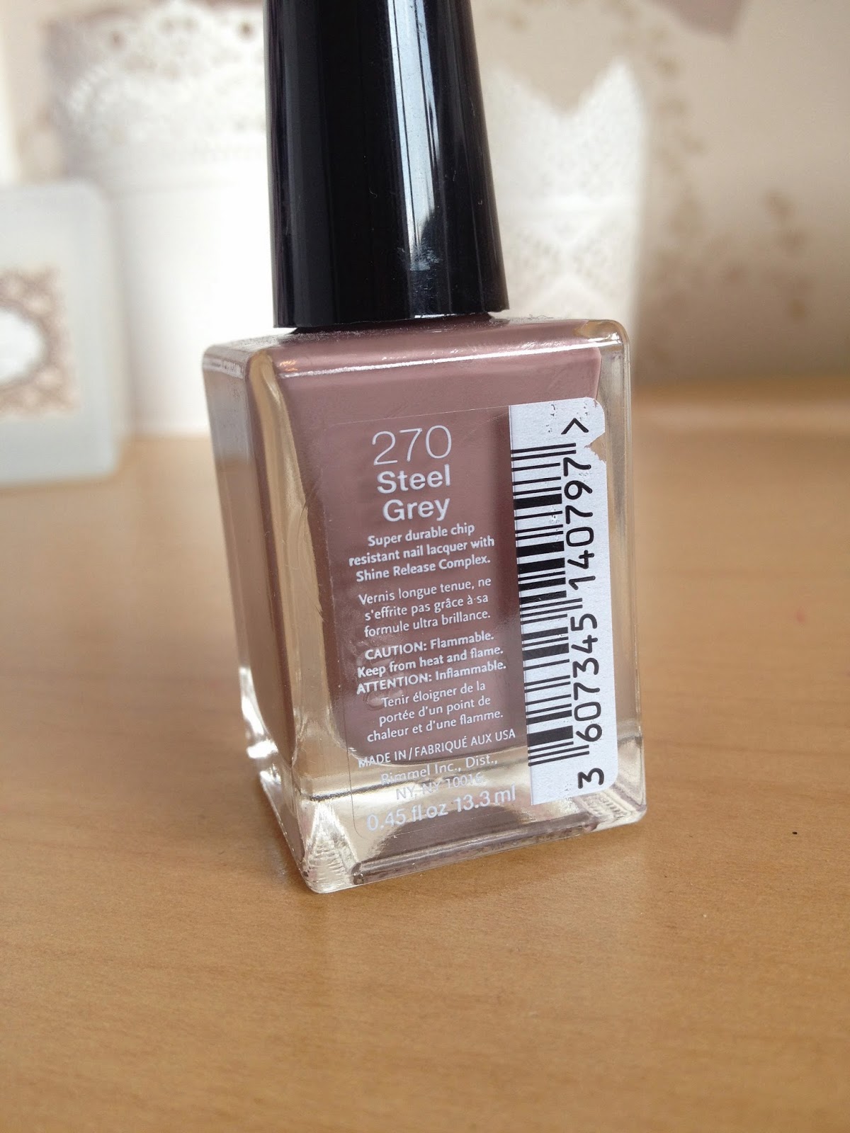 Laura Hartshorn: Fashion & Beauty