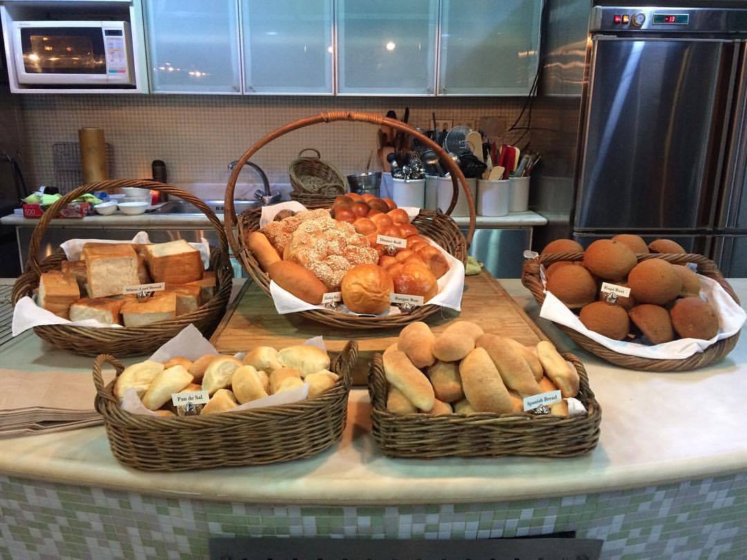 12 Steps of Bread Making