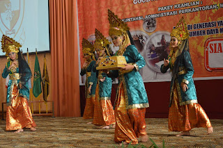 Tari Persembahan Melayu Kepulauan Riau