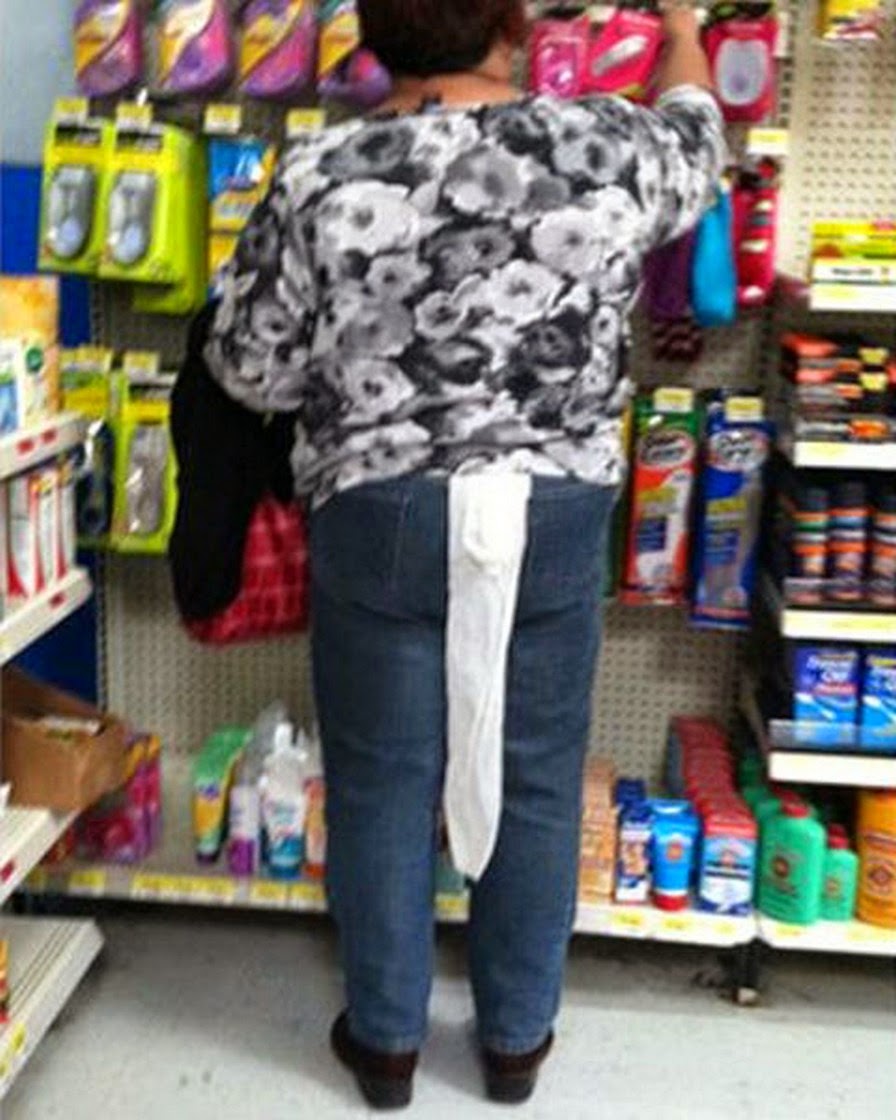 Chuck's Fun Page 2: Scene at Wal*Mart - no dress code shopping (18 images)