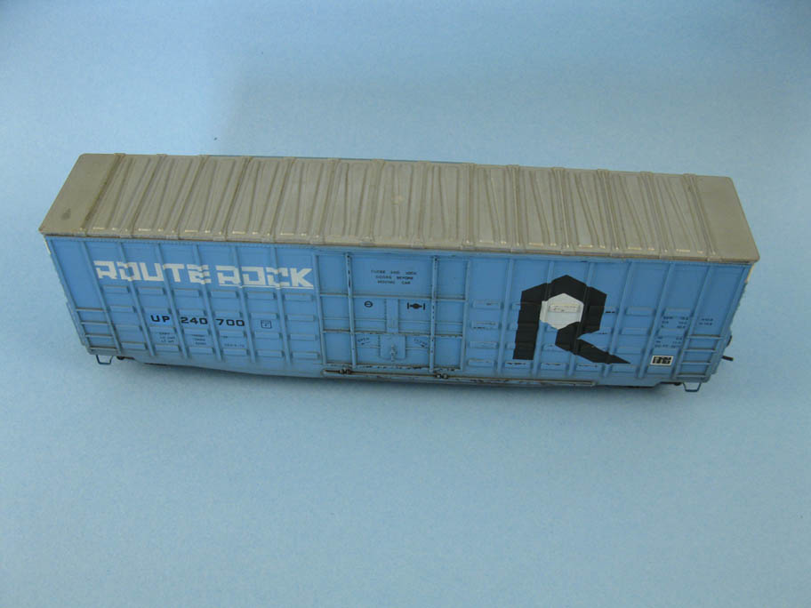 Hedley Junction: Improving a Roundhouse ex-Rock Island 50ft Boxcar