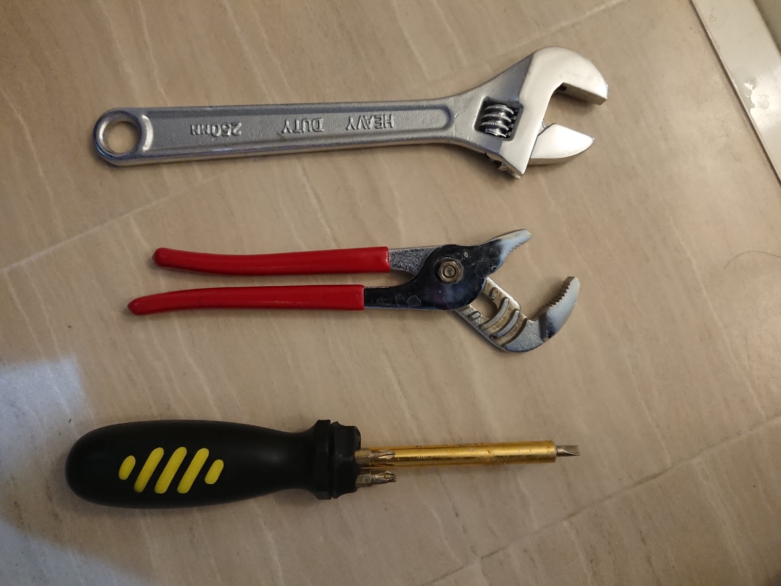 ＜DIY＞自宅マンション浴室のKVKのシャワー温度が調節出来ない！混合水栓が故障したので自分で交換-DIY360