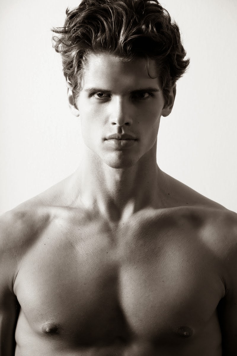 lagospace_daily dose of inspiration: Lagospace apresenta Model in the ...