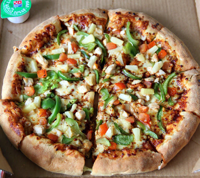 My Kitchen Antics: Review: Domino's Reggae Reggae pizza