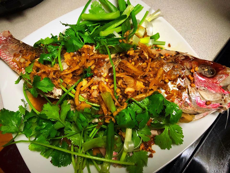 TrucVy-Zoe's Zone: Steamed Snapper with Ginger and Scallion