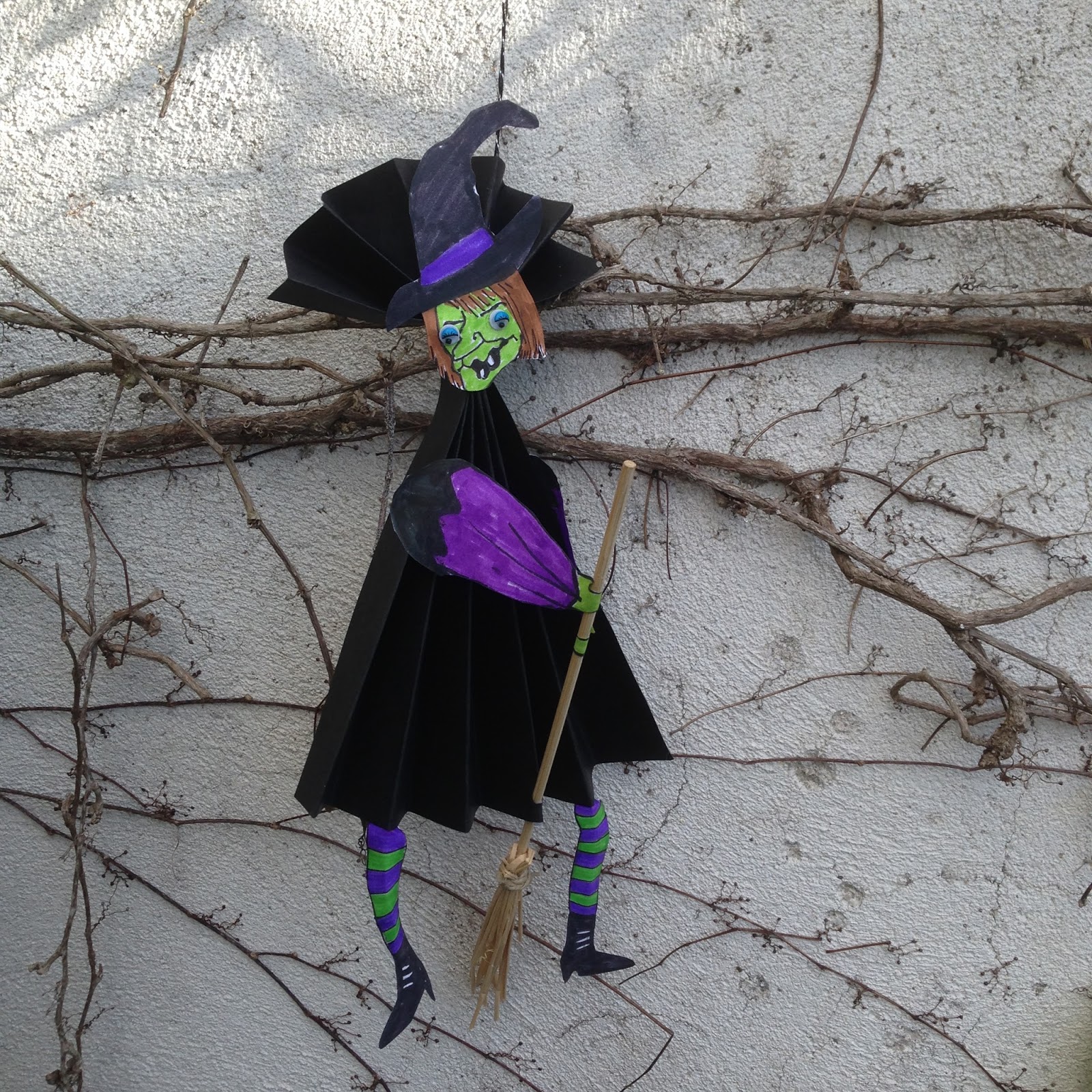 La boite à idées de l' atelier 3B* * *: DIY halloween activity & déco