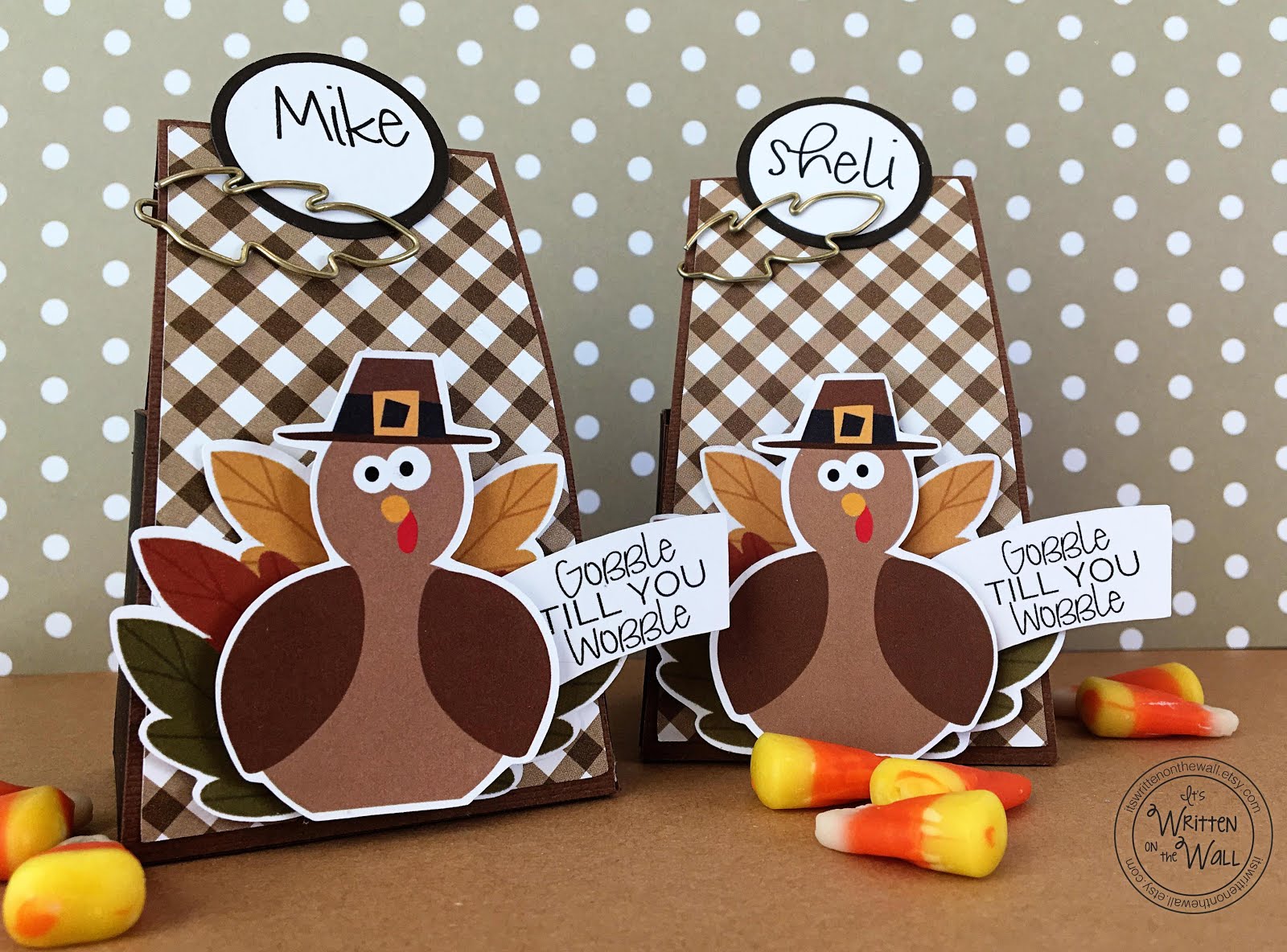 It's Written on the Wall: Fun Thanksgiving Table Decorations That Will ...