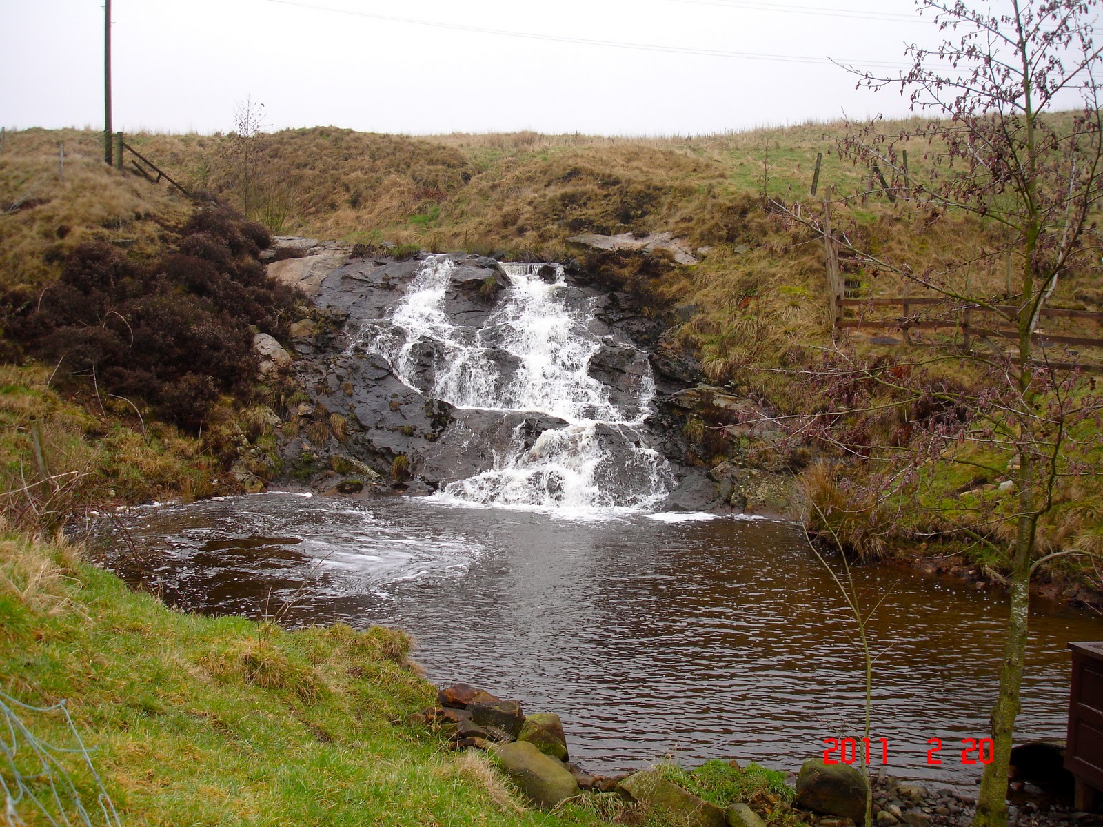 A Blog on the Landscape!: Ashworth Moor Reservoir and Knowl hill