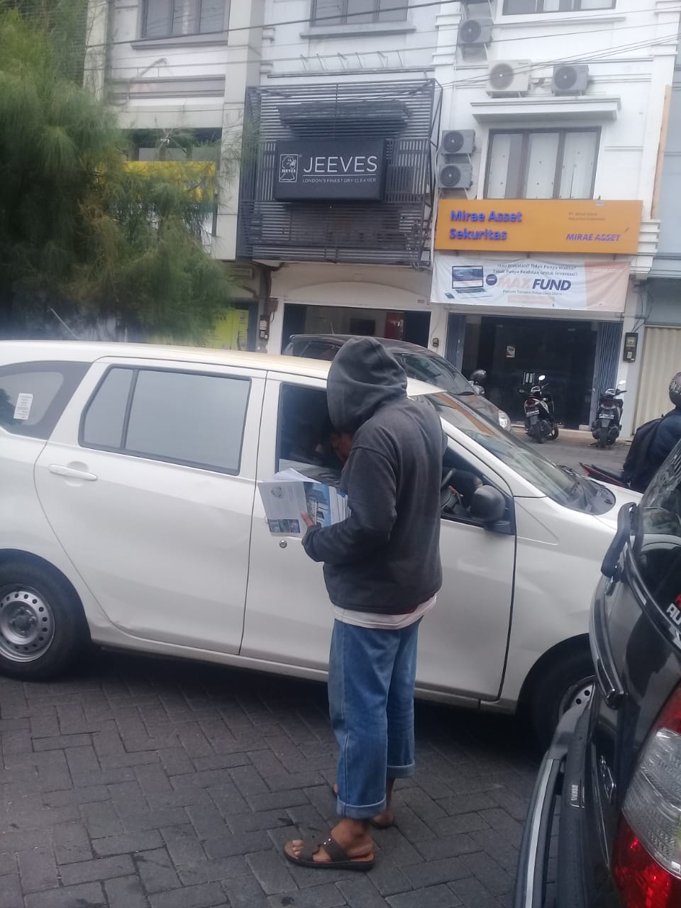 SEBAR BROSUR SURABAYA: FOTO JASA SEBAR BROSUR SURABAYA | 083134424451 WA