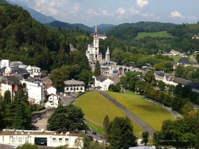 International Alpine Club: Lourdes, France