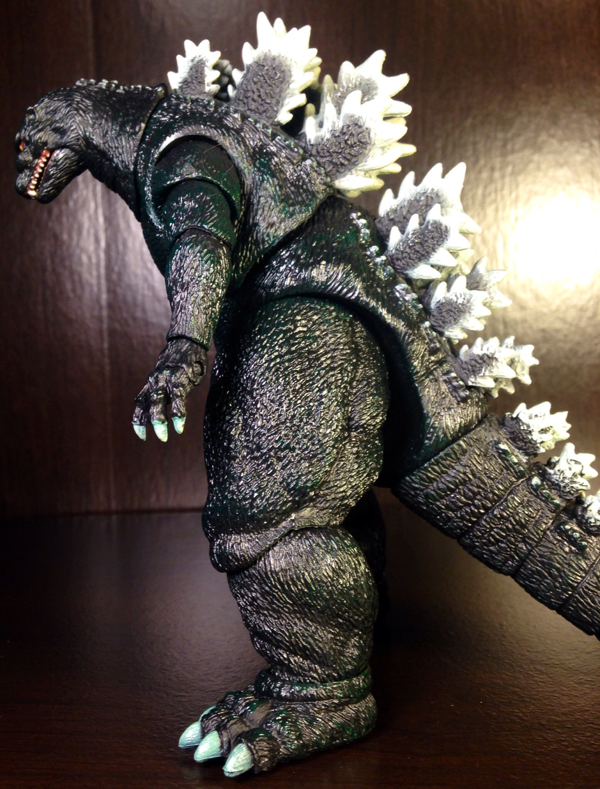 Import Monsters: Import Monsters Review: NECA Godzilla 1994