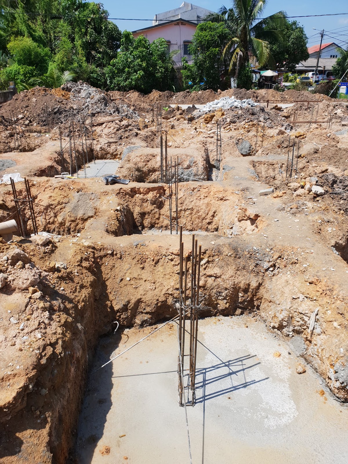 Pengalaman Membina Banglo Sendiri: Konkrit Footing dan Kambus Lubang