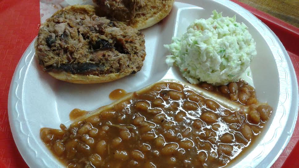 FRIED CHICKEN LIPS: Beaver Creek Biscuit Company and BBQ