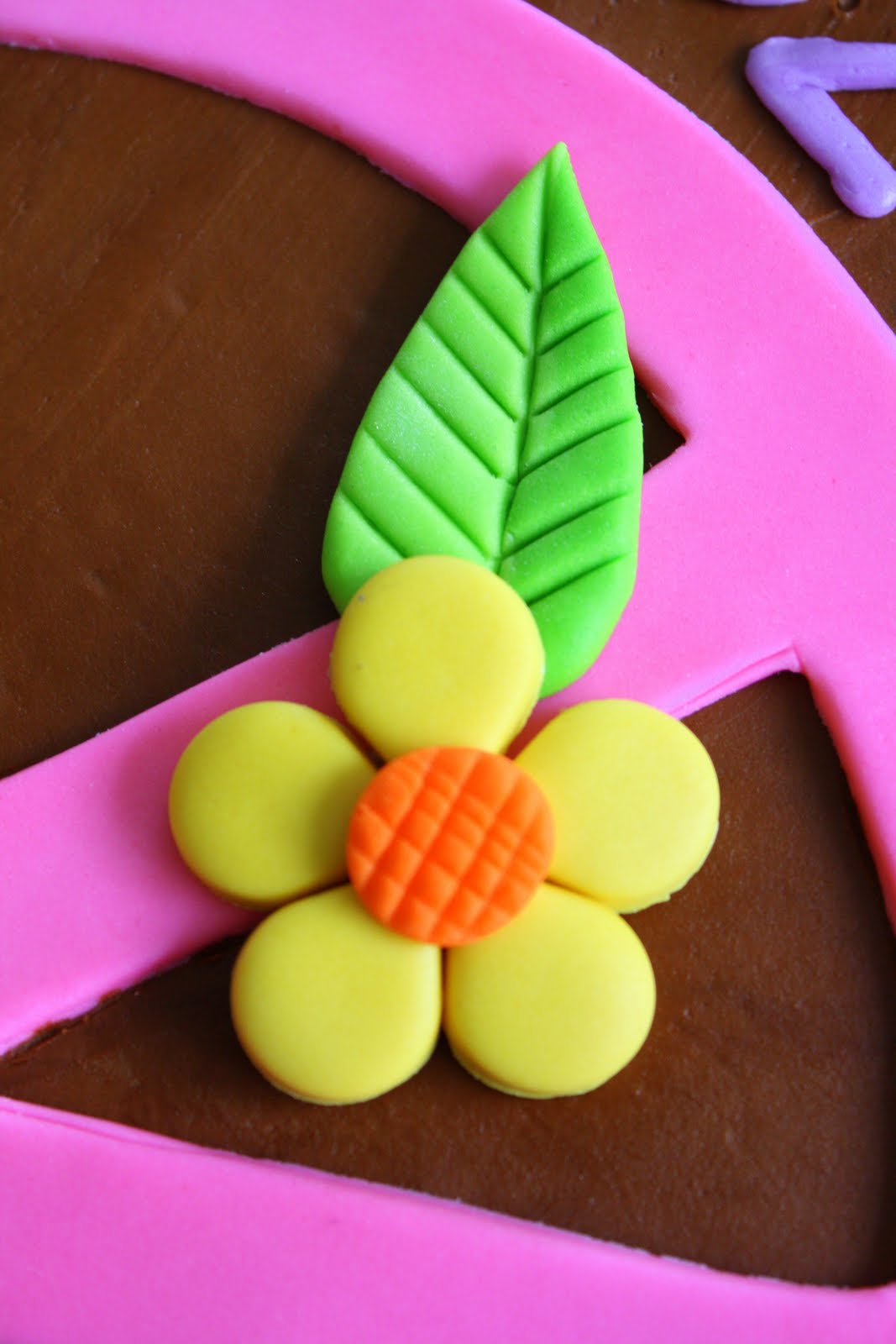 Claudine: Hippie Chick Birthday Cake