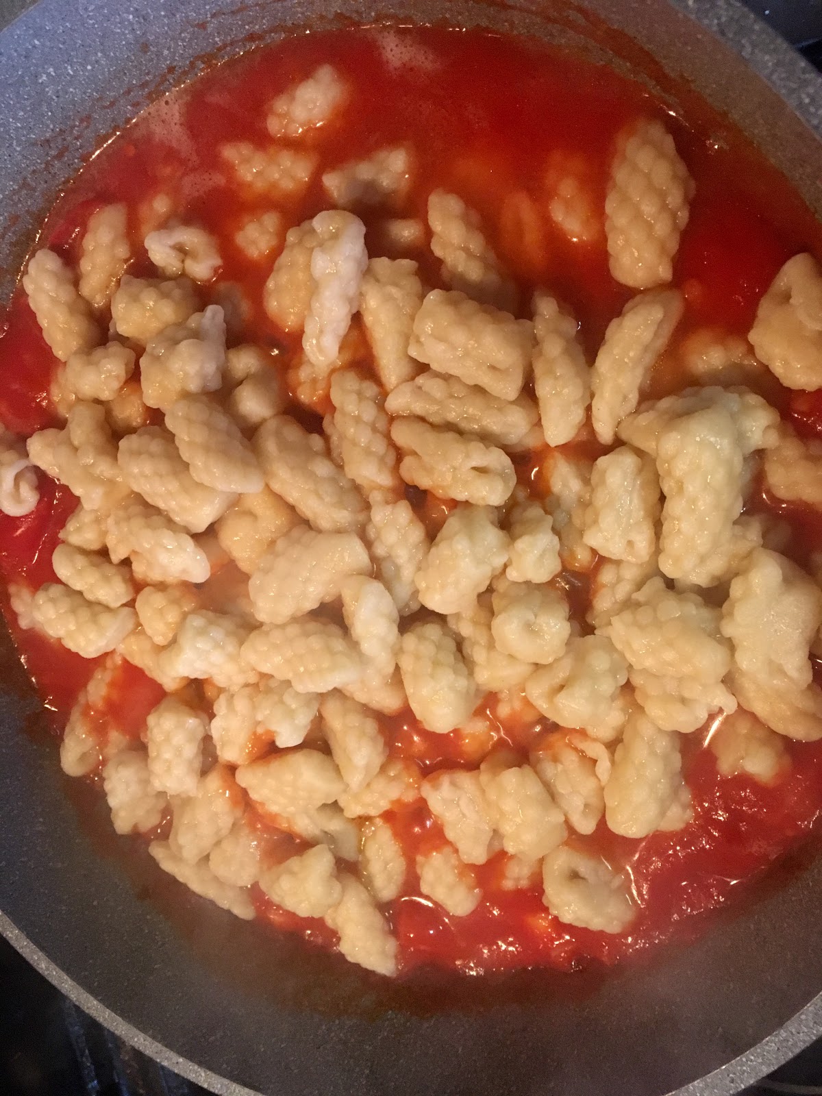 Sfizi e capricci ............ by lauretta: Ricci di pasta o... finti ...