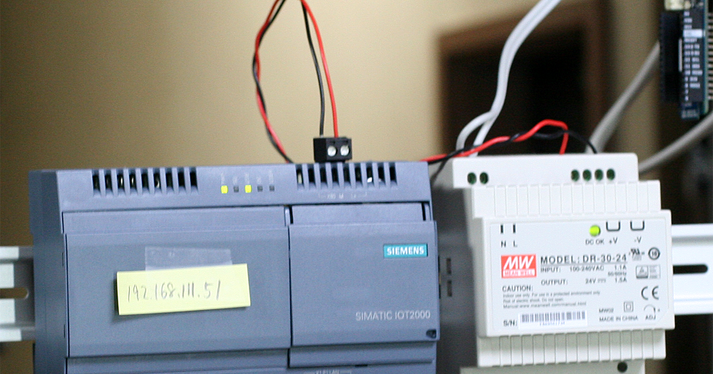 多頭飼いのすすめ: SIEMENS IOT2020 OSビルド