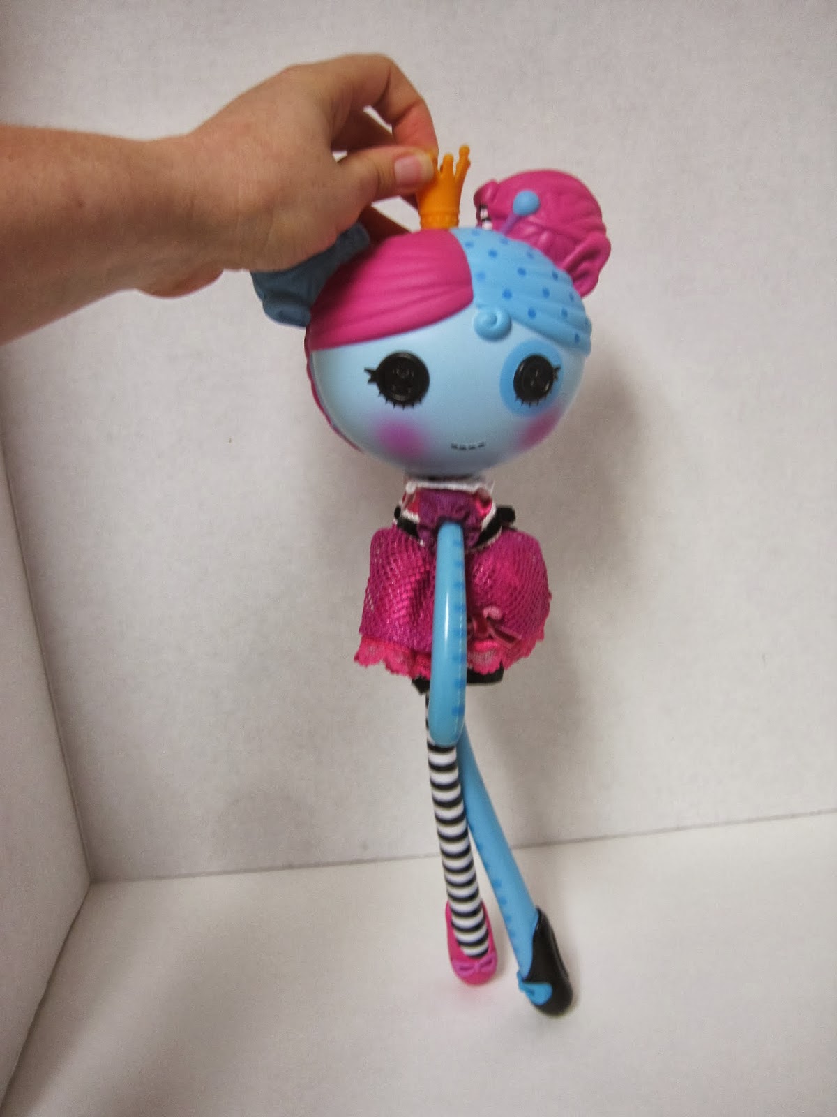 Never Grow Up: A Mom's Guide to Dolls and More: Lala-Pony-Palooza Month ...