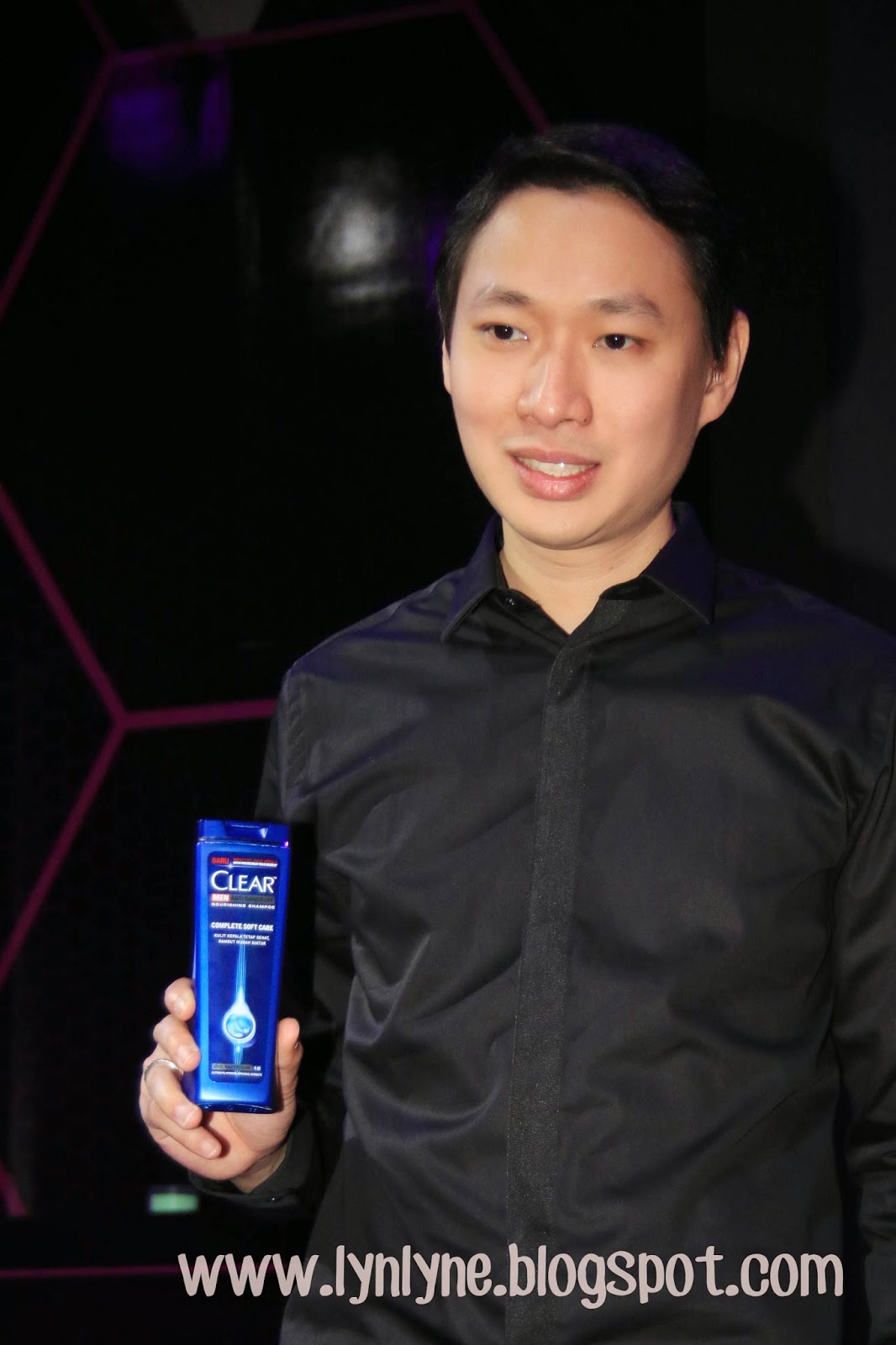 Event Report : Press Conference Re-Launching Clear Shampoo + Black ...