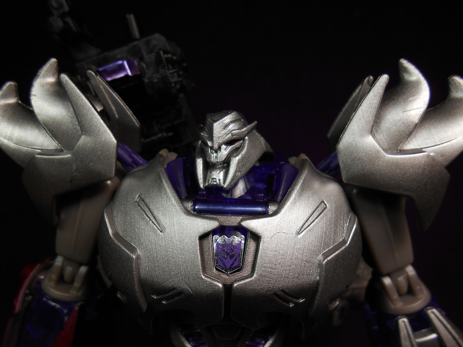Review: Arms Micron Final Battle Megatron | Night's Corner