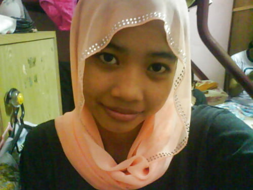 foto bokep gadis desa hijab toket gede - Payudara Toket Gede