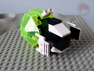 en-broc: Lego 6887 : Allied Avenger, Blacktron 2, 1991