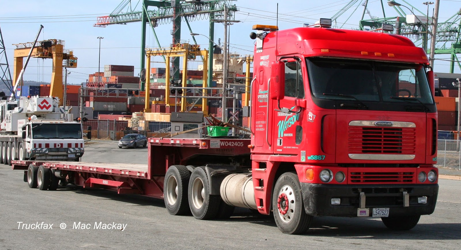 Truckfax: 2 count 'em 2 Freightliners