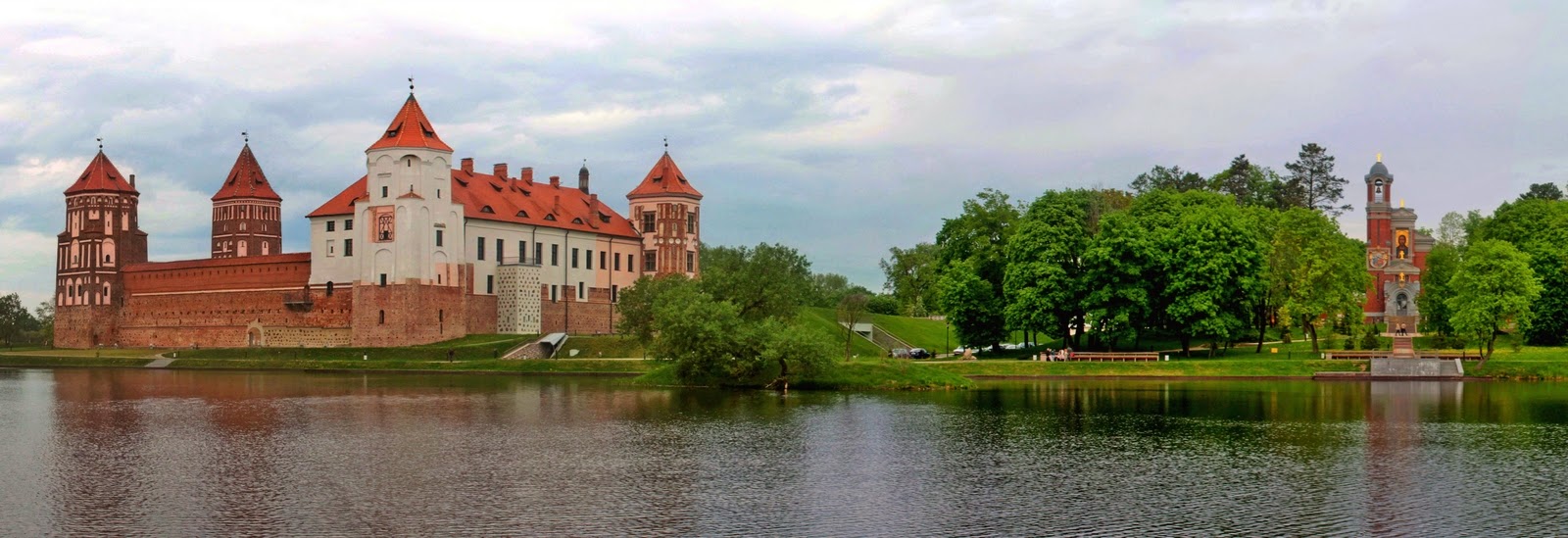 Beautiful Eastern Europe: Mir castle complex, Belarus