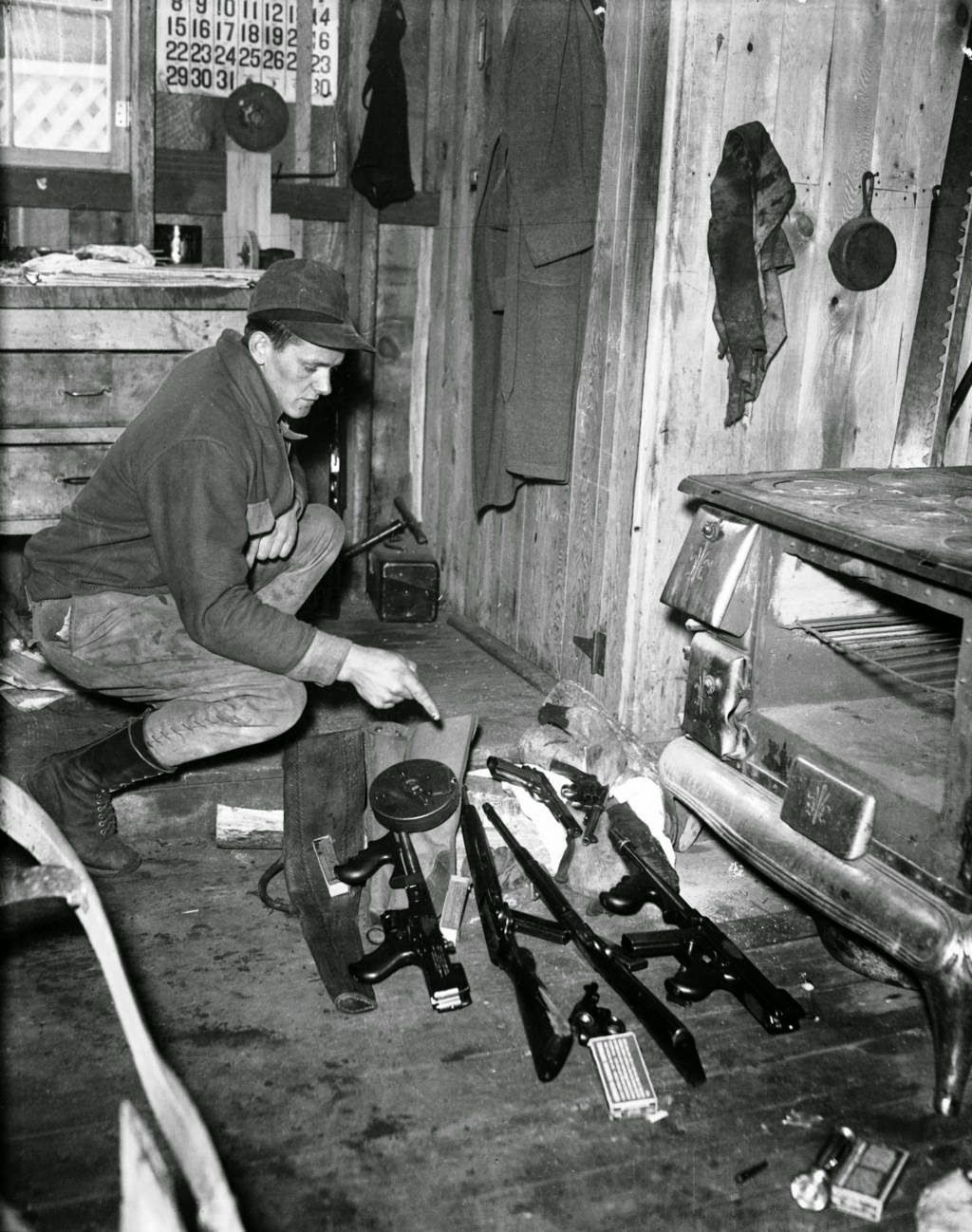 Story of The Notorious John Dillinger in the 1930s Through Pictures ...