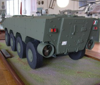 Desarrollo y Defensa: Superav Iveco 8x8