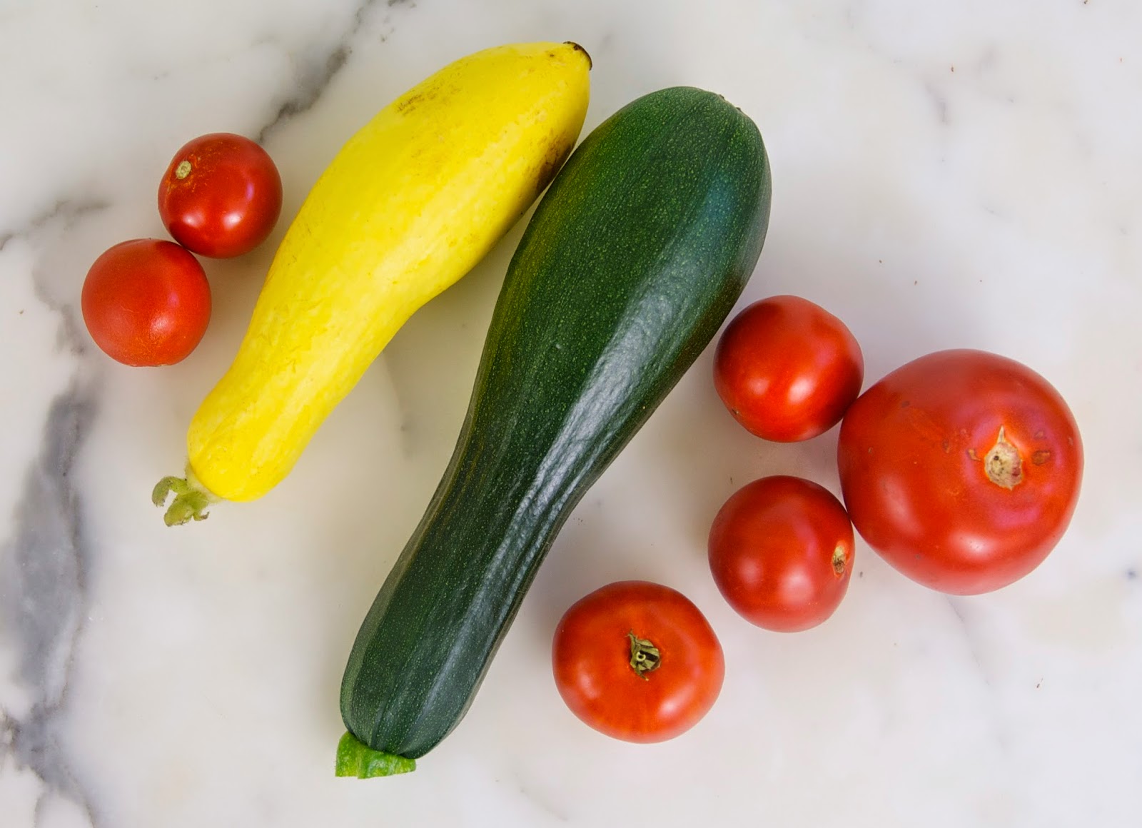 My Recession Kitchen...and garden: Squash & Tomato Au Gratin