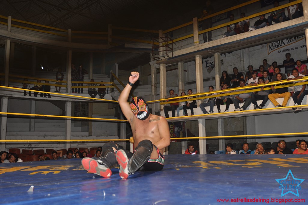 ESTRELLAS DEL RING.: Flamita y Rayo Star vencieron a Eterno y Golden ...