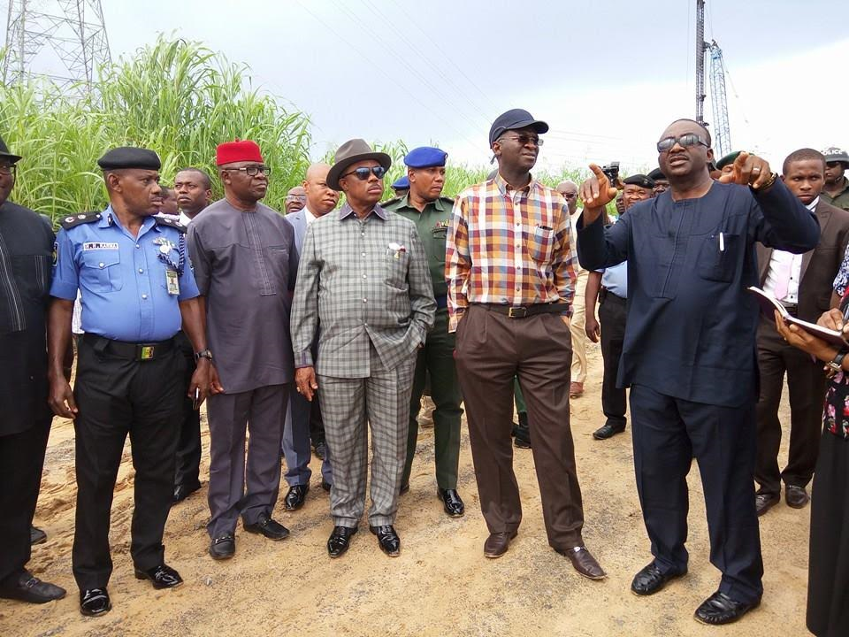 Photos: Fashola inspects Federal projects like 2nd Niger Bridge in Anambra