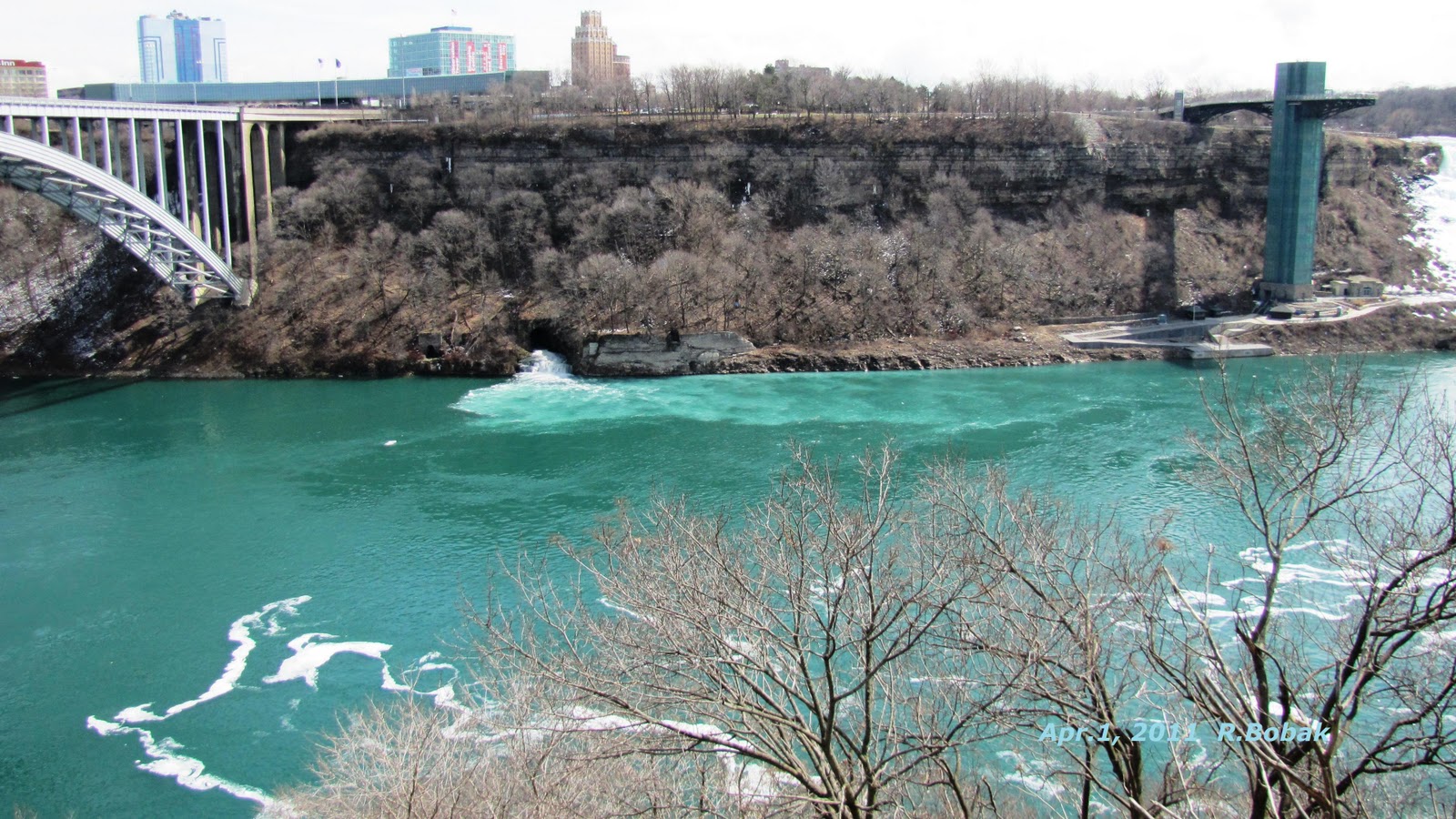 Right In Niagara: Niagara Falls Ice Bridge, 2011