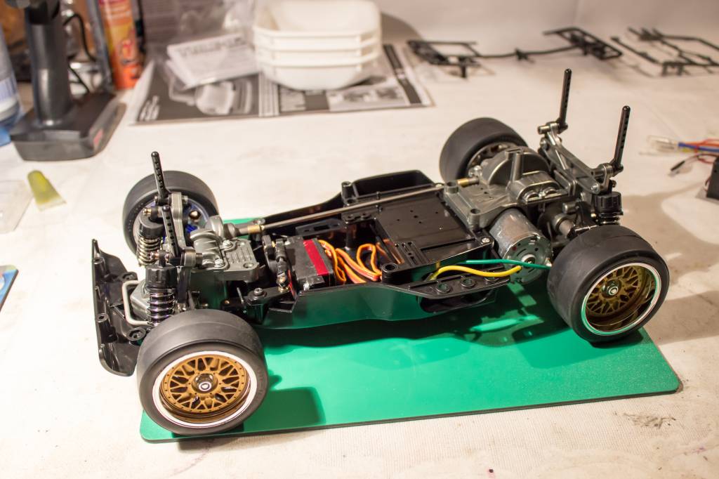 タミヤ TA-02SWシャーシ「ポルシェ911 GT2 レーシング」組立レビュー掲載|ラジコンもんちぃ - オフロード/オンロード/ドリフト ...