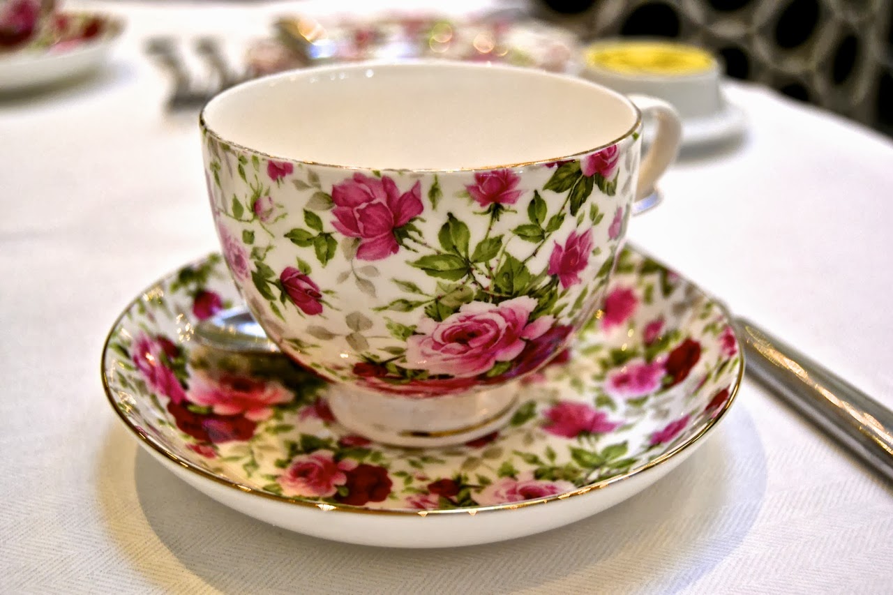 {Feeling Fancy}: High Tea at The Oyster Box | Up and Away