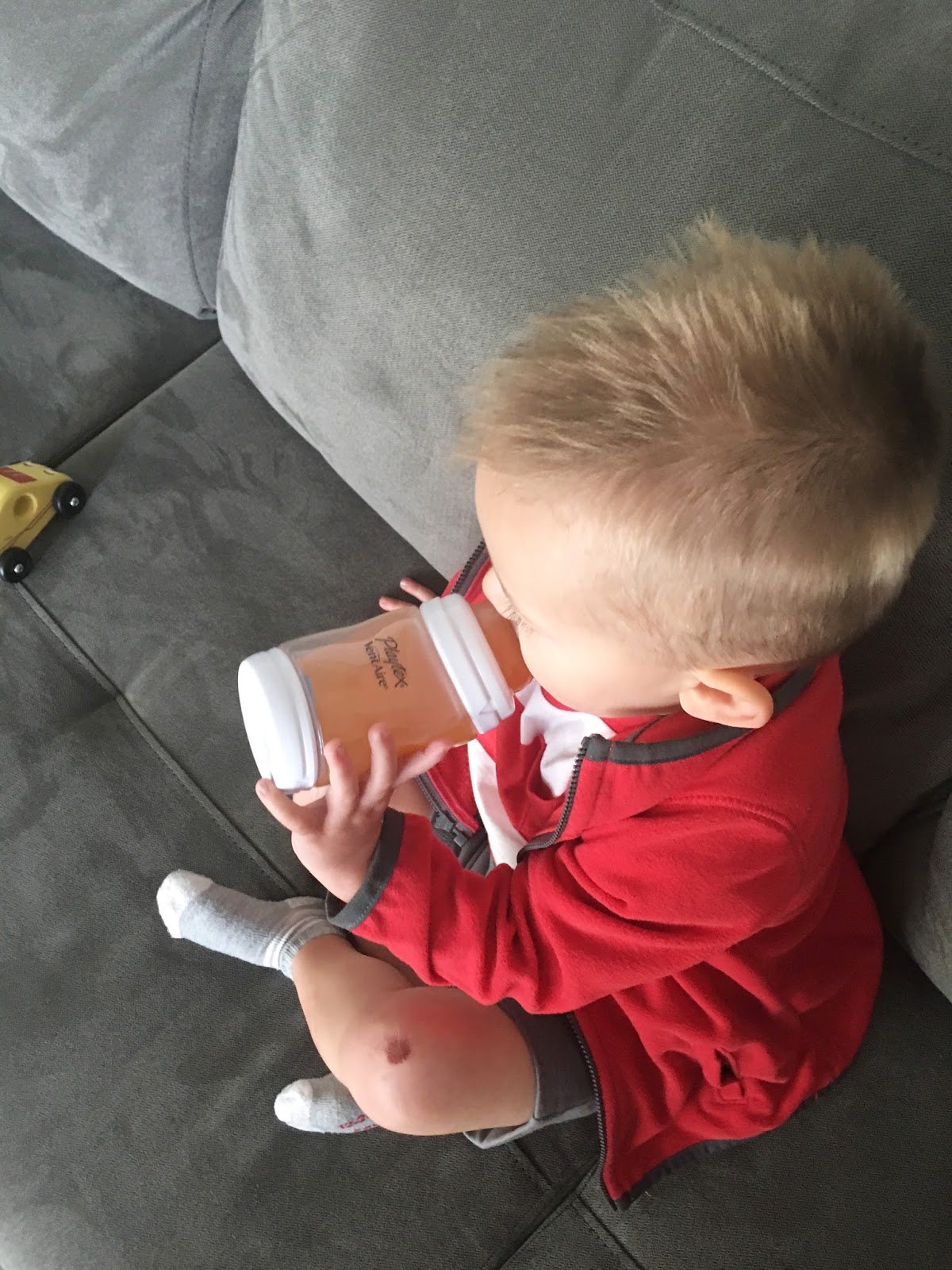 Fashion & Lifestyle: Newborn Baby Must Haves with Playtex