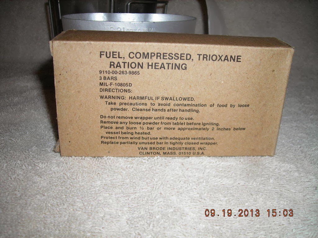 Webbingbabel: Trioxane Fuel Bar Canteen Cup Field Stove