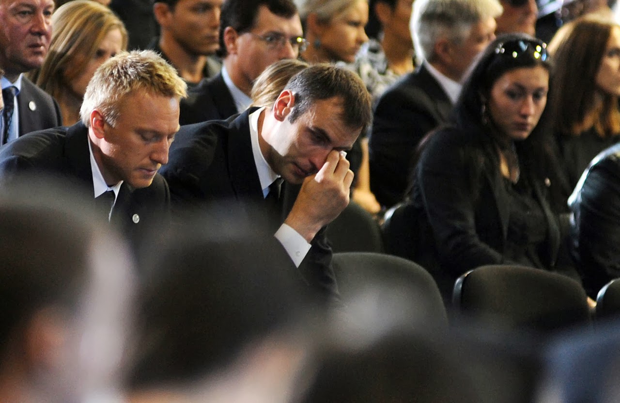 (Idea from /r/nfl) What is the saddest NHL picture you know of? : r/hockey