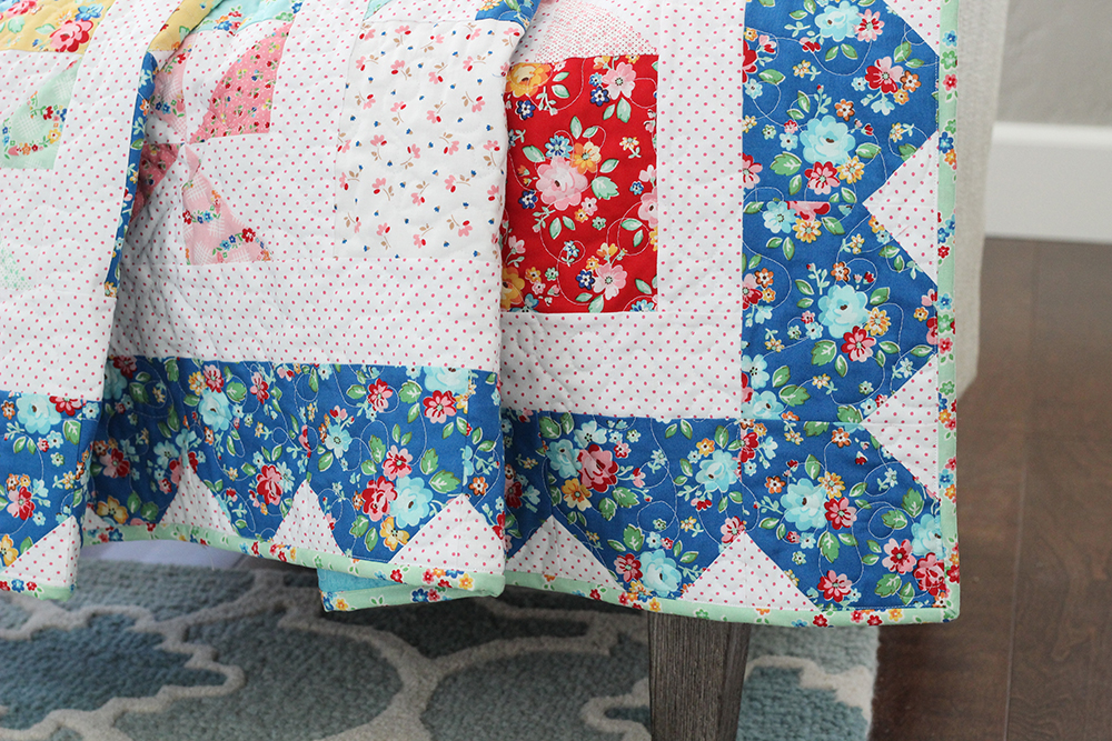 Everyday Celebrations: Scallop Border Guide