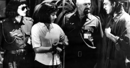 Sridevi: The cast of Gumrah: Kunika, Sridevi, Bob Christo and Sanjay Dutt