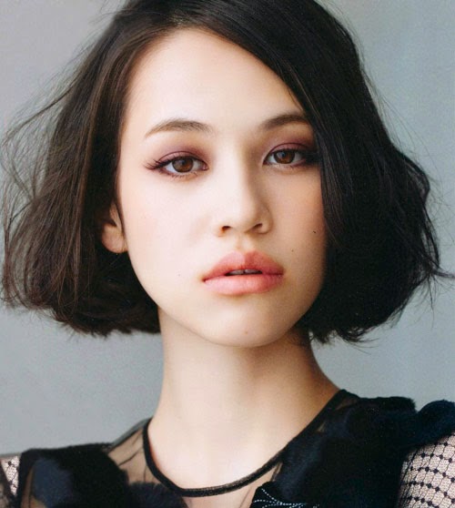 Step cut hairstyle for straight hair front view | Nail Art and Tattoo ...