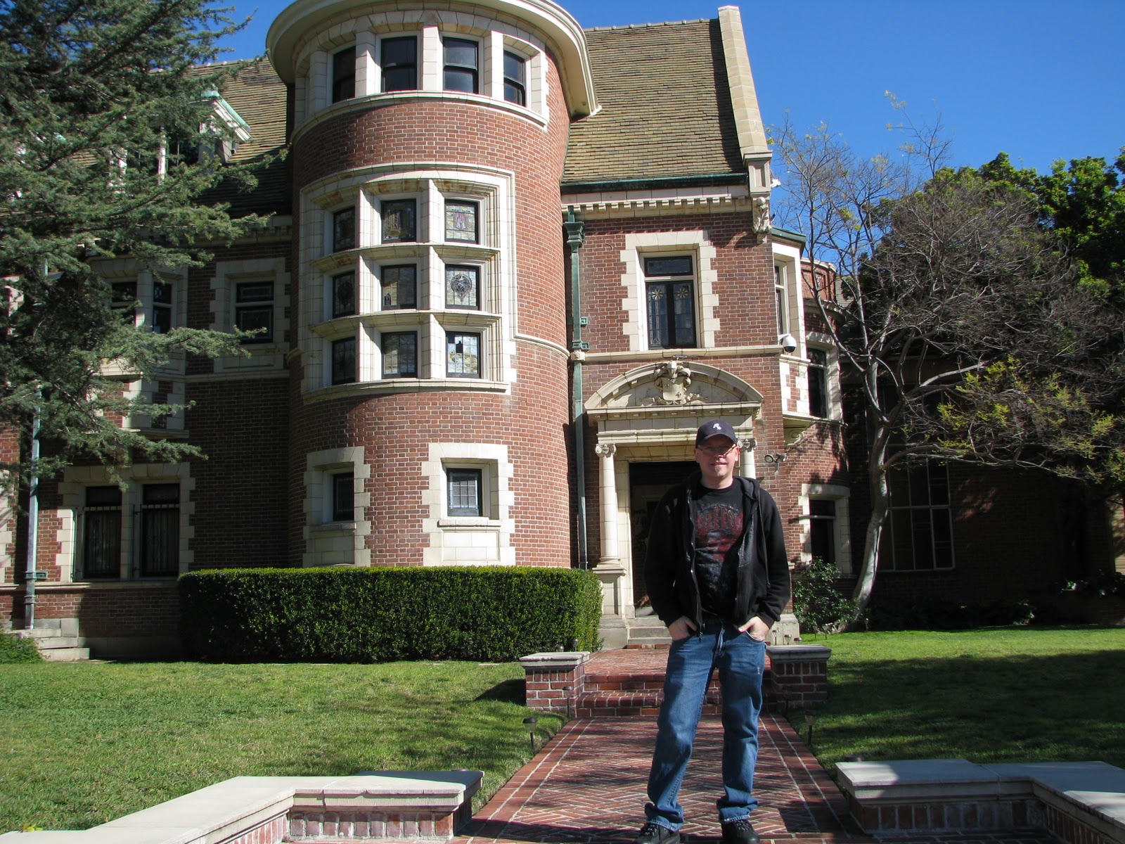 Set-Jetter & Movie Locations and More: American Horror Story (2011)